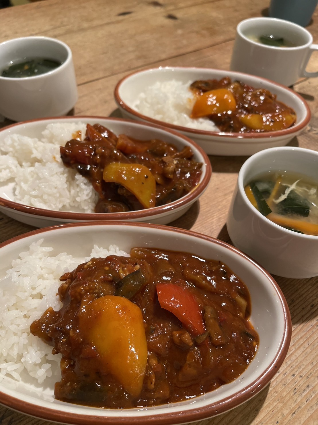 畑から食卓へ！子どもたちも絶賛のパプリカレシピ【Mart WEEKENDER米澤可奈子】 – Mart